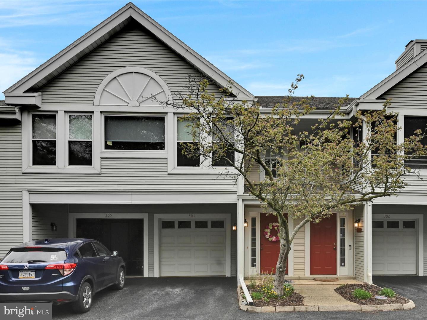 301 Country Pl Dr, Lancaster, PA 17601 - MLS PALA2066850 - Coldwell Banker