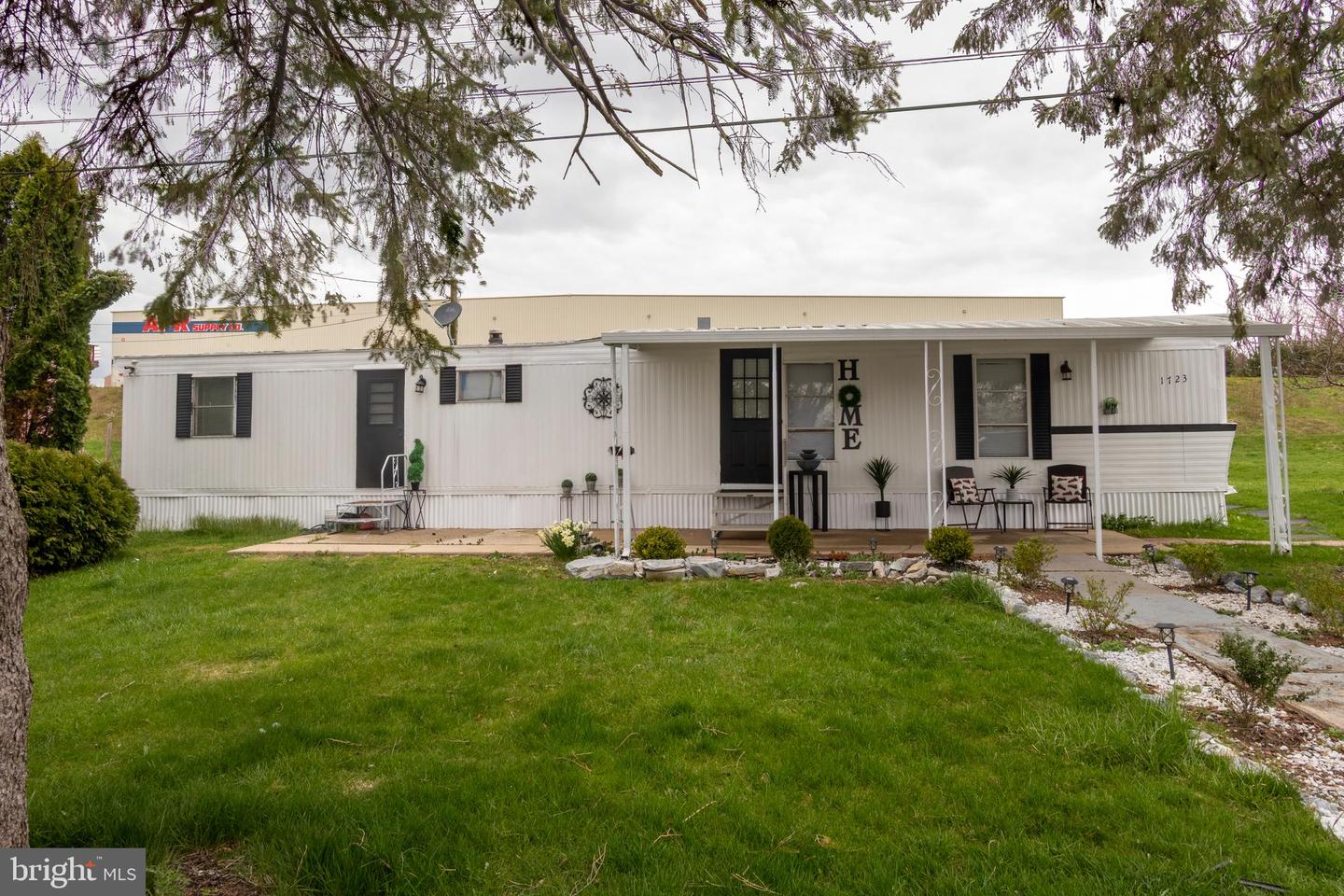 1723 E Mifflin St, Lebanon, PA 17046 - MLS PALN2014266 - Coldwell Banker