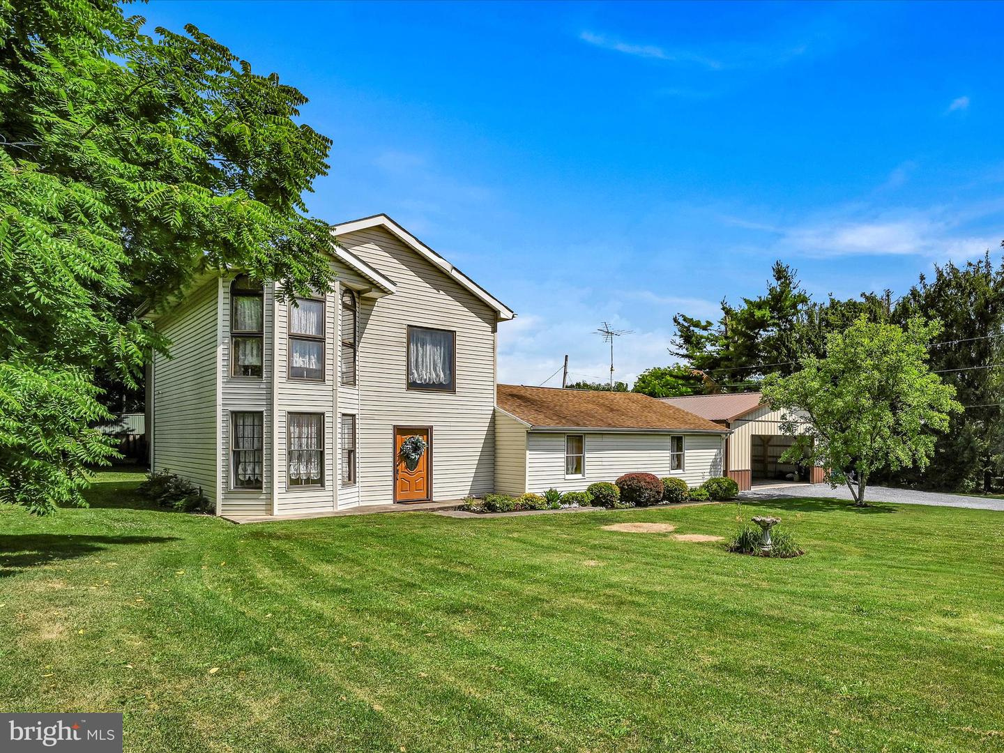 1669 Colebrook Rd, Lebanon, PA 17042 - MLS PALN2015586 - Coldwell Banker