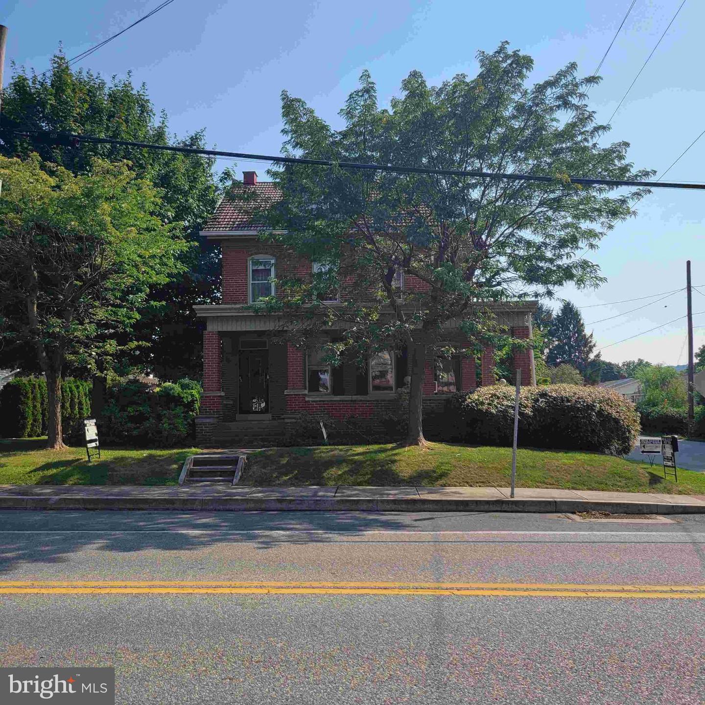 48 W Main St, Quentin, PA 17083 - MLS PALN2015952 - Coldwell Banker