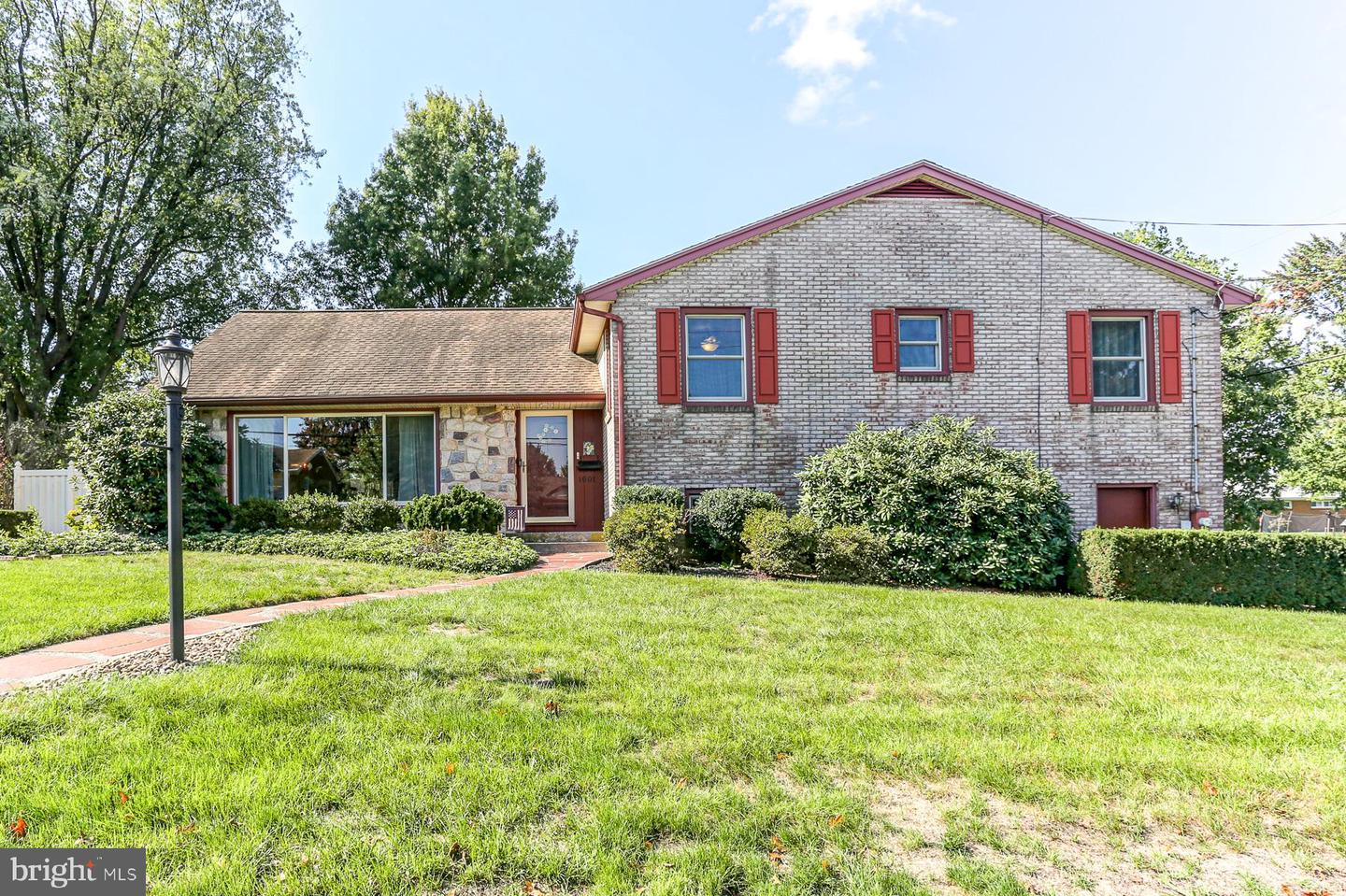 1001 S 2nd Ave, Lebanon, PA 17042 - MLS PALN2017064 - Coldwell Banker