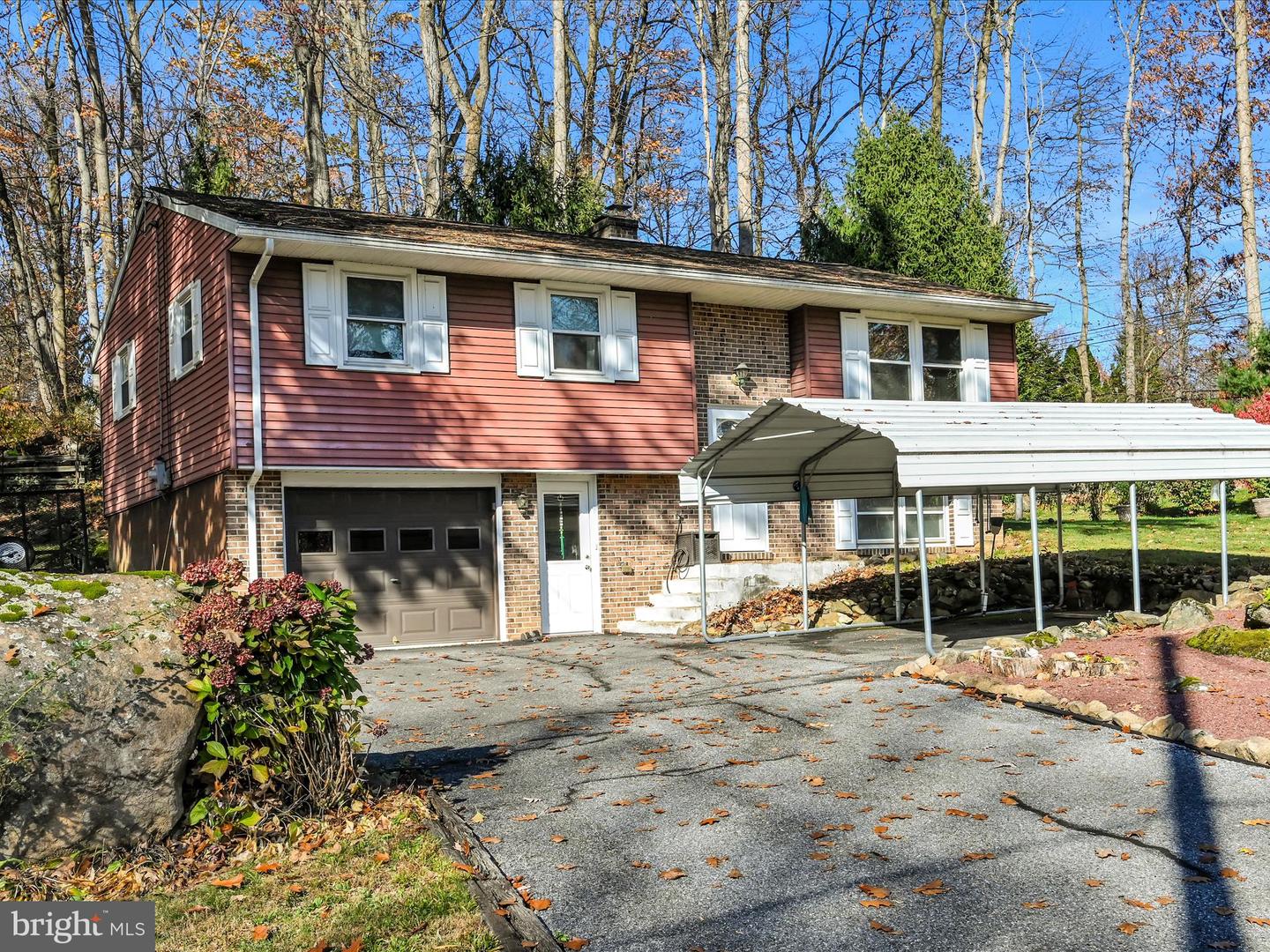 1 Eve Ave, Lebanon, PA 17046 - MLS PALN2017606 - Coldwell Banker