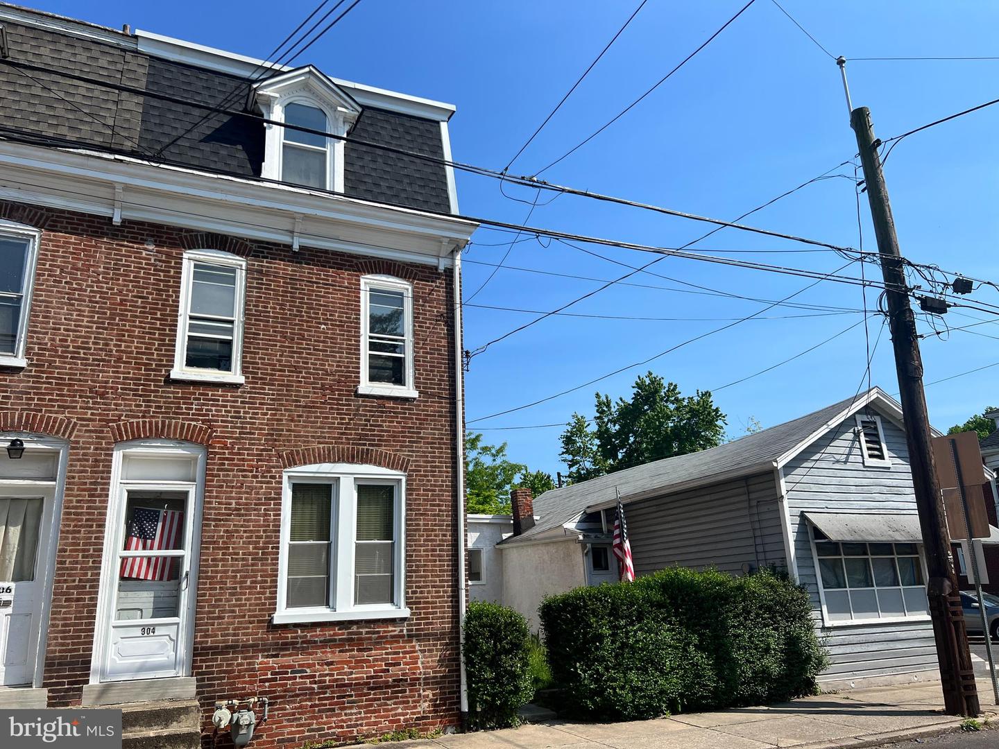 304 N Evans St, Pottstown, PA 19464 - MLS PAMC2071514 - Coldwell Banker