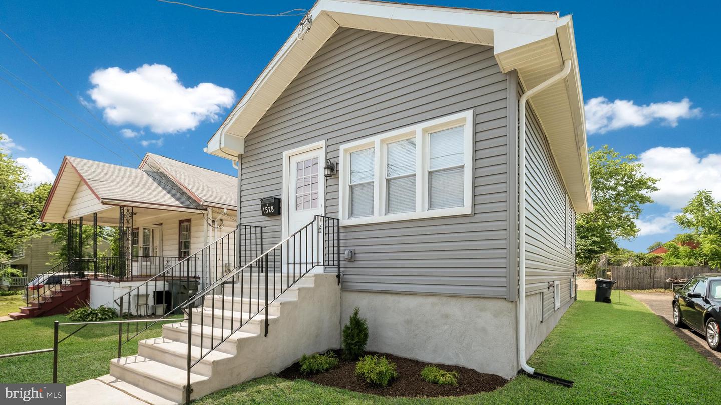 1528 Fairview Ave, Willow Grove, PA 19090 - MLS PAMC2110170 - Coldwell ...