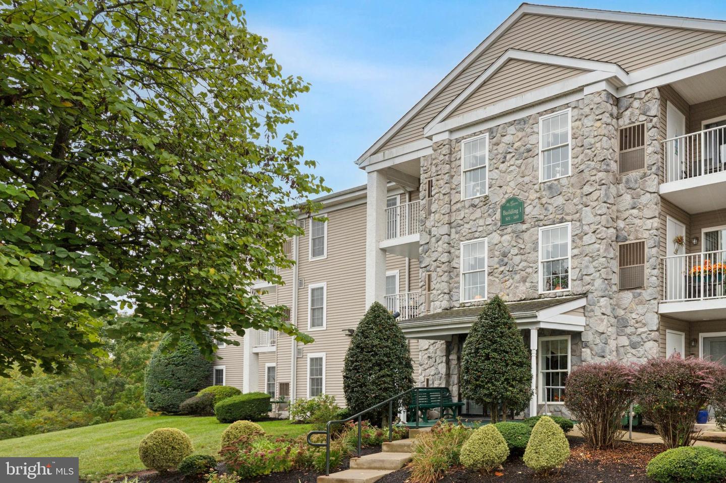 143 Brandon, Norristown, PA 19403 - MLS PAMC2112196 - Coldwell Banker