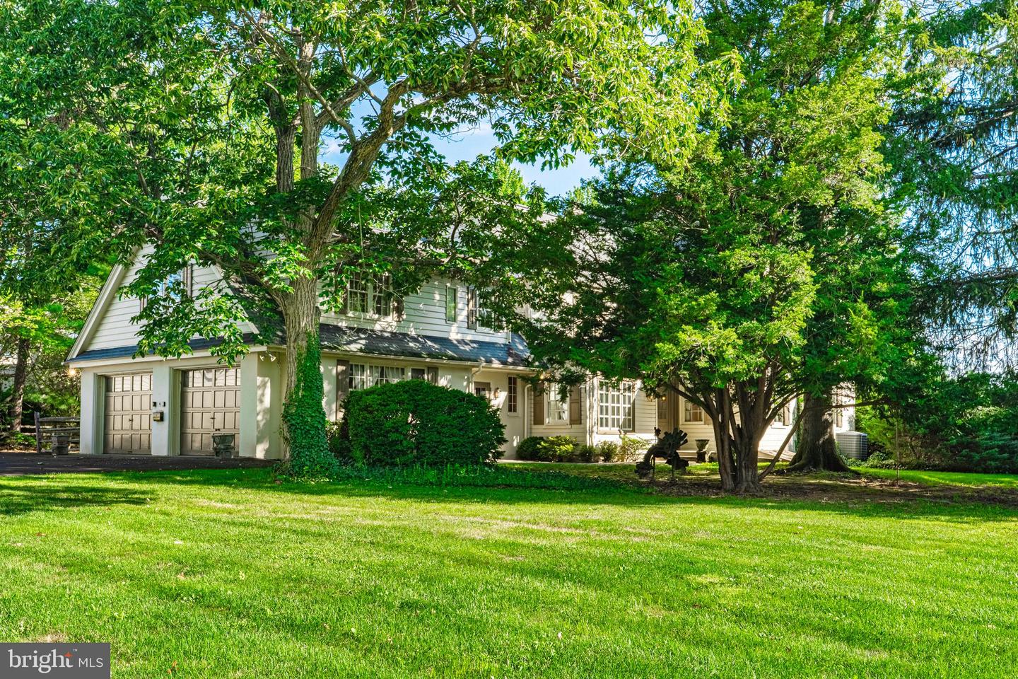 27 W School St, Hatfield, PA 19440 - MLS PAMC2153402 - Coldwell Banker