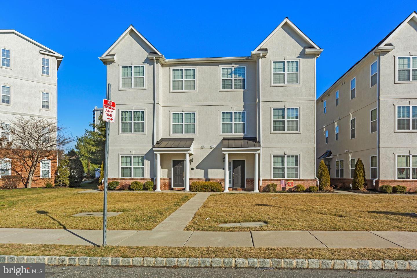 2019 Capri Dr, Philadelphia, PA 19145 - MLS PAPH2081624 - Coldwell Banker