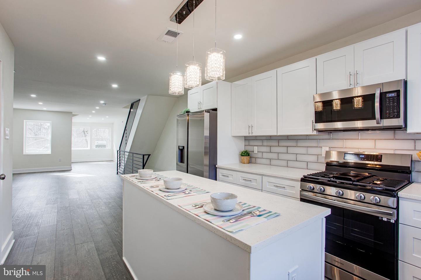 6063 Angora Terrace, Philadelphia, PA 19143 - MLS PAPH2204272 ...