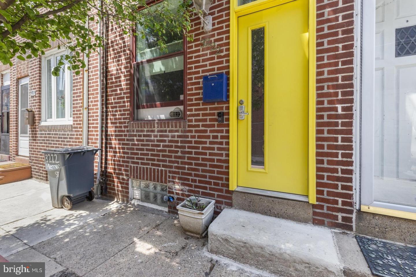 3222 Mercer St, Philadelphia, PA 19134 - MLS PAPH2209372 - Coldwell Banker