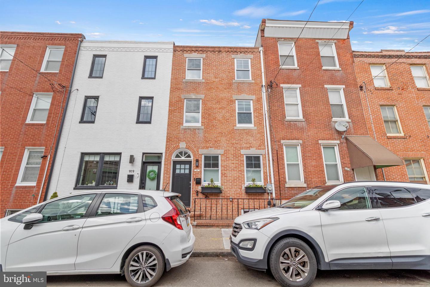 917 Reed St, Philadelphia, PA 19147 - MLS PAPH2218392 - Coldwell Banker