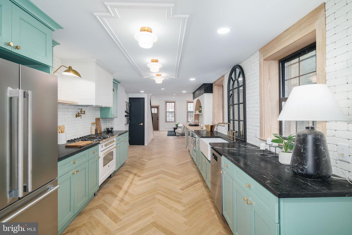 1028 Tasker St, Philadelphia, PA 19148 - MLS PAPH2220436 - Coldwell Banker