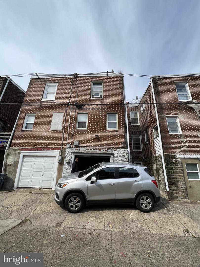 6149 N 11th St, Philadelphia, PA 19141 - MLS PAPH2224636 - Coldwell Banker