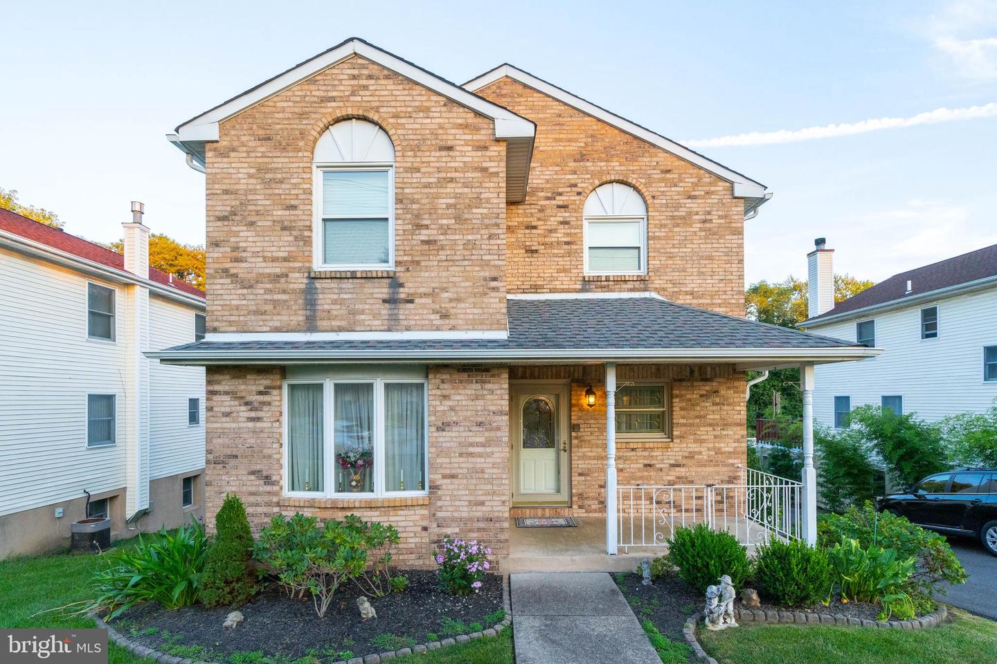 9761 Krewstown Rd, Philadelphia, PA 19115 - MLS PAPH2274936 - Coldwell ...