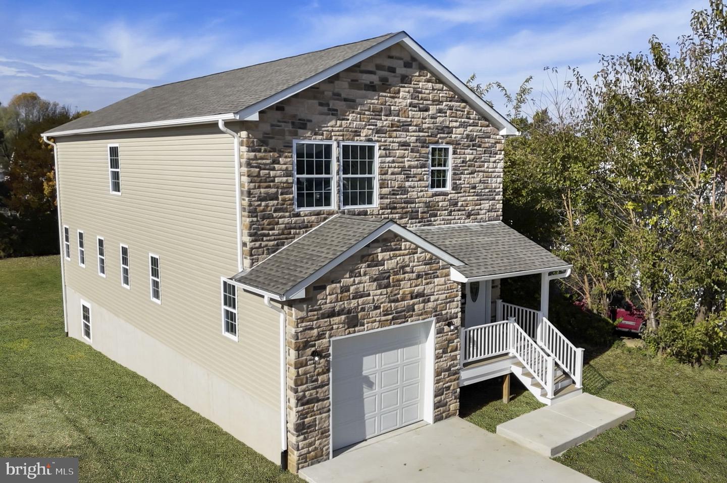 9412 Krewstown Rd, Philadelphia, PA 19115 - MLS PAPH2296078 - Coldwell ...