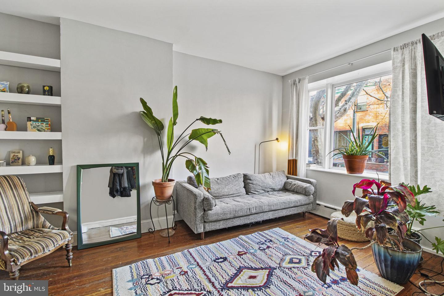 1310 Tasker St, Philadelphia, PA 19148 - MLS PAPH2322680 - Coldwell Banker