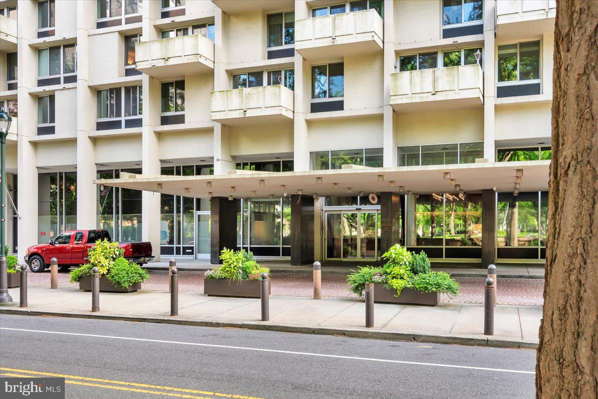 604 S Washington Square #3011, Philadelphia, PA 19106 - MLS PAPH2353622 ...