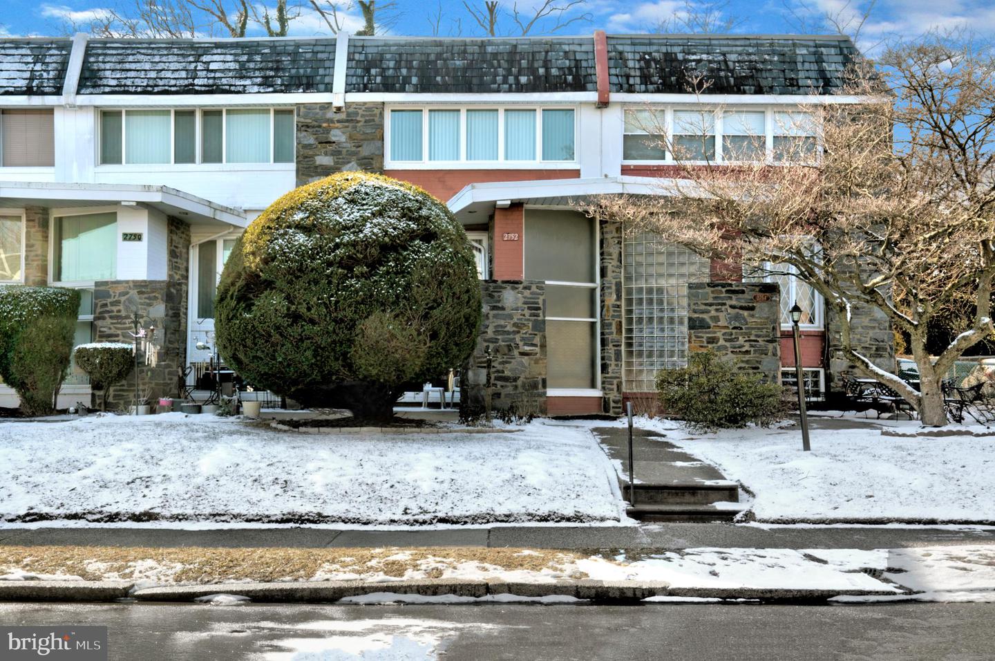 2752 W Country Club Rd, Philadelphia, PA 19131 - MLS PAPH2435316 ...