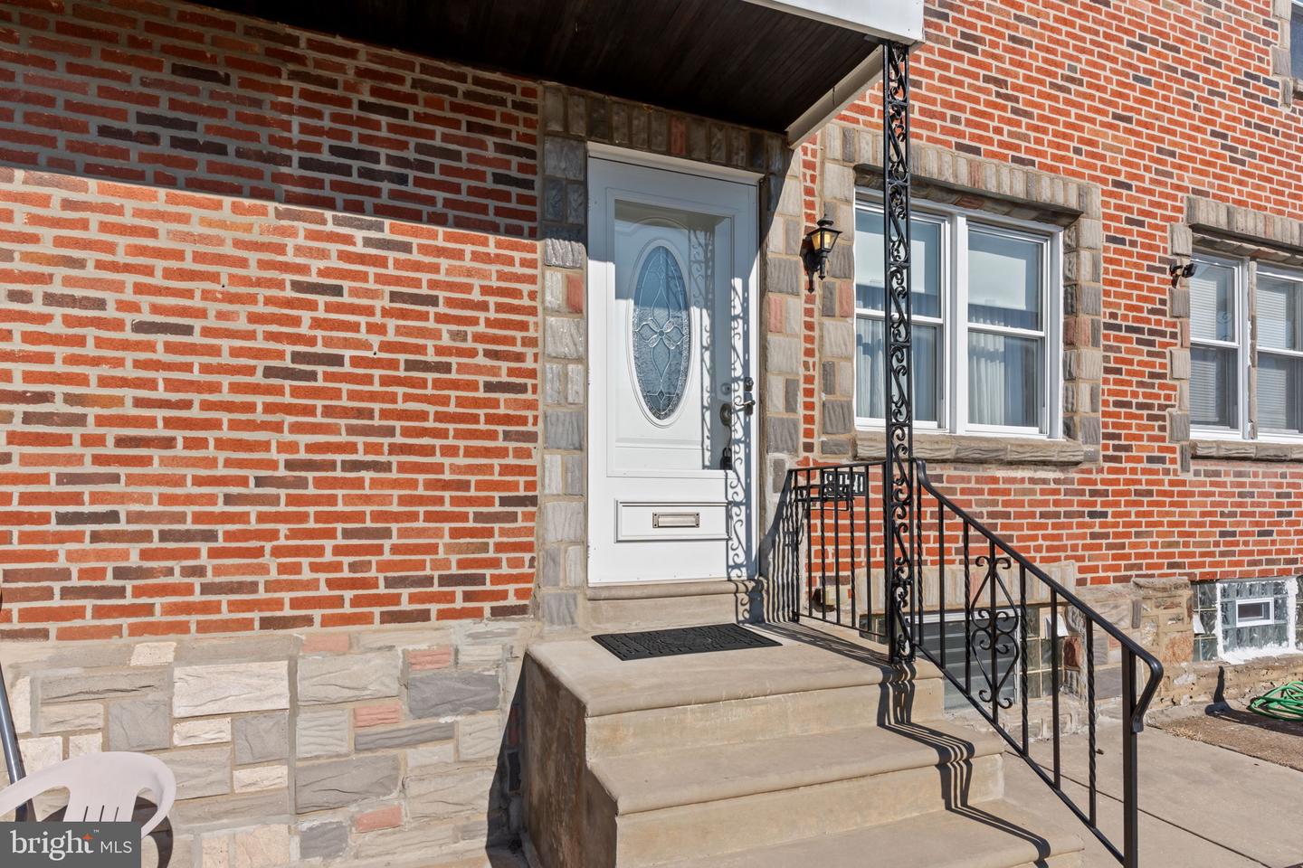 8020 Terry St, Philadelphia, PA 19136 - MLS PAPH2449648 - Coldwell Banker