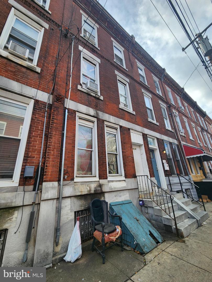 1532 Tasker St, Philadelphia, PA 19145 - MLS PAPH2455466 - Coldwell Banker