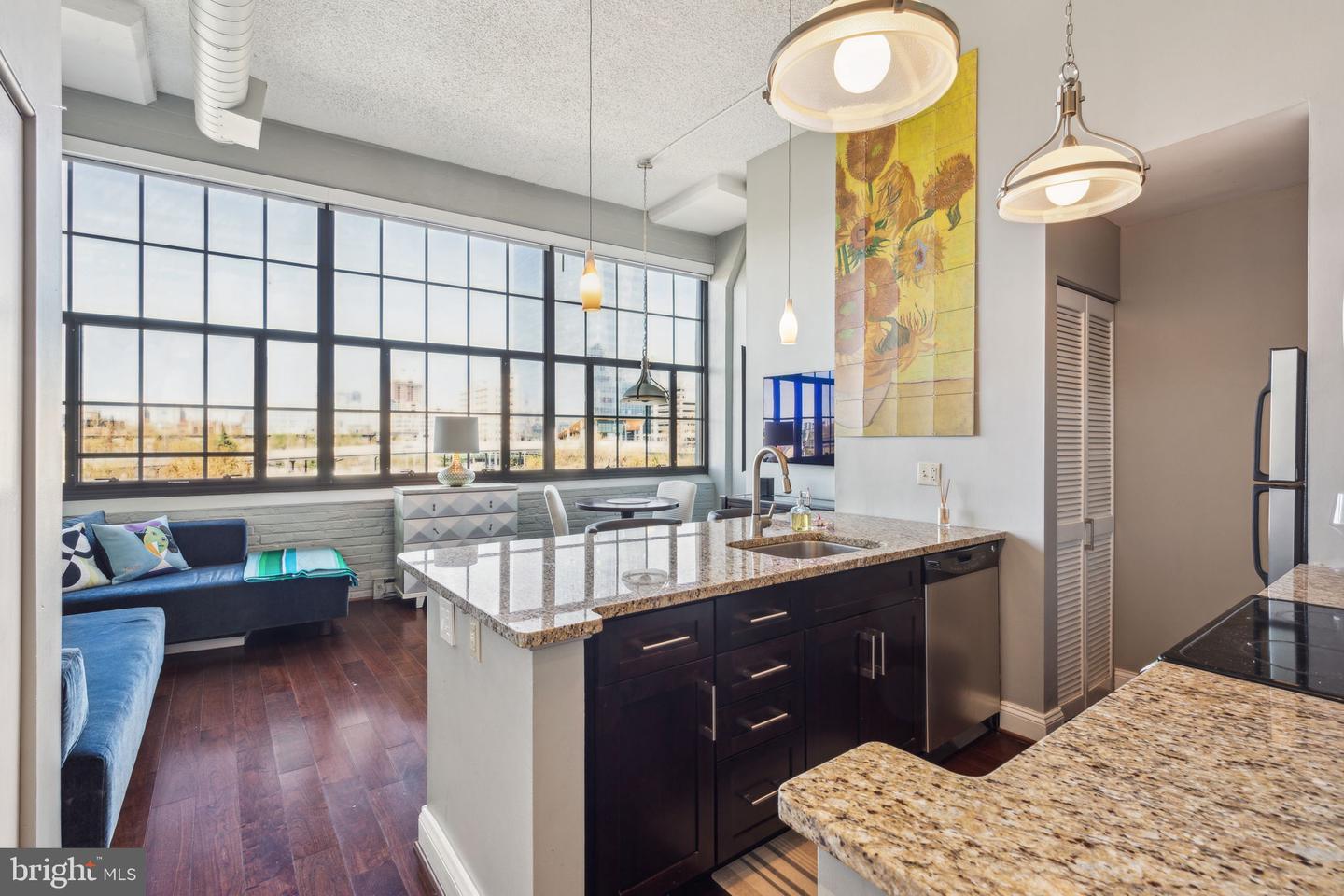 2429 Locust St #302, Philadelphia, PA 19103 - MLS PAPH2472854 ...