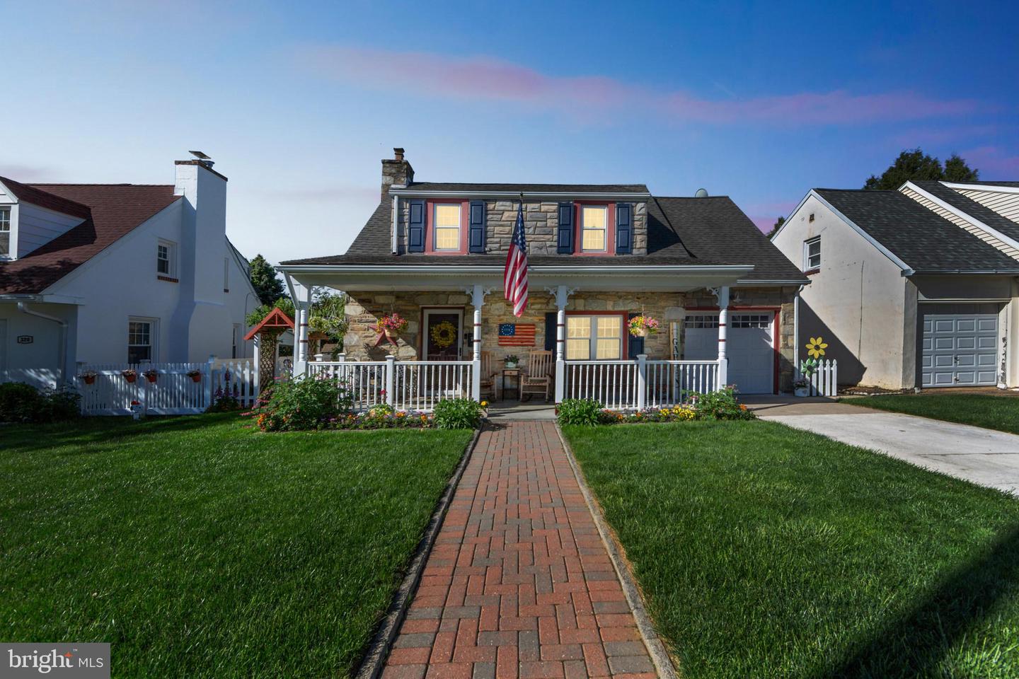 316 Fuller St, Philadelphia, PA 19111 - MLS PAPH2478540 - Coldwell Banker