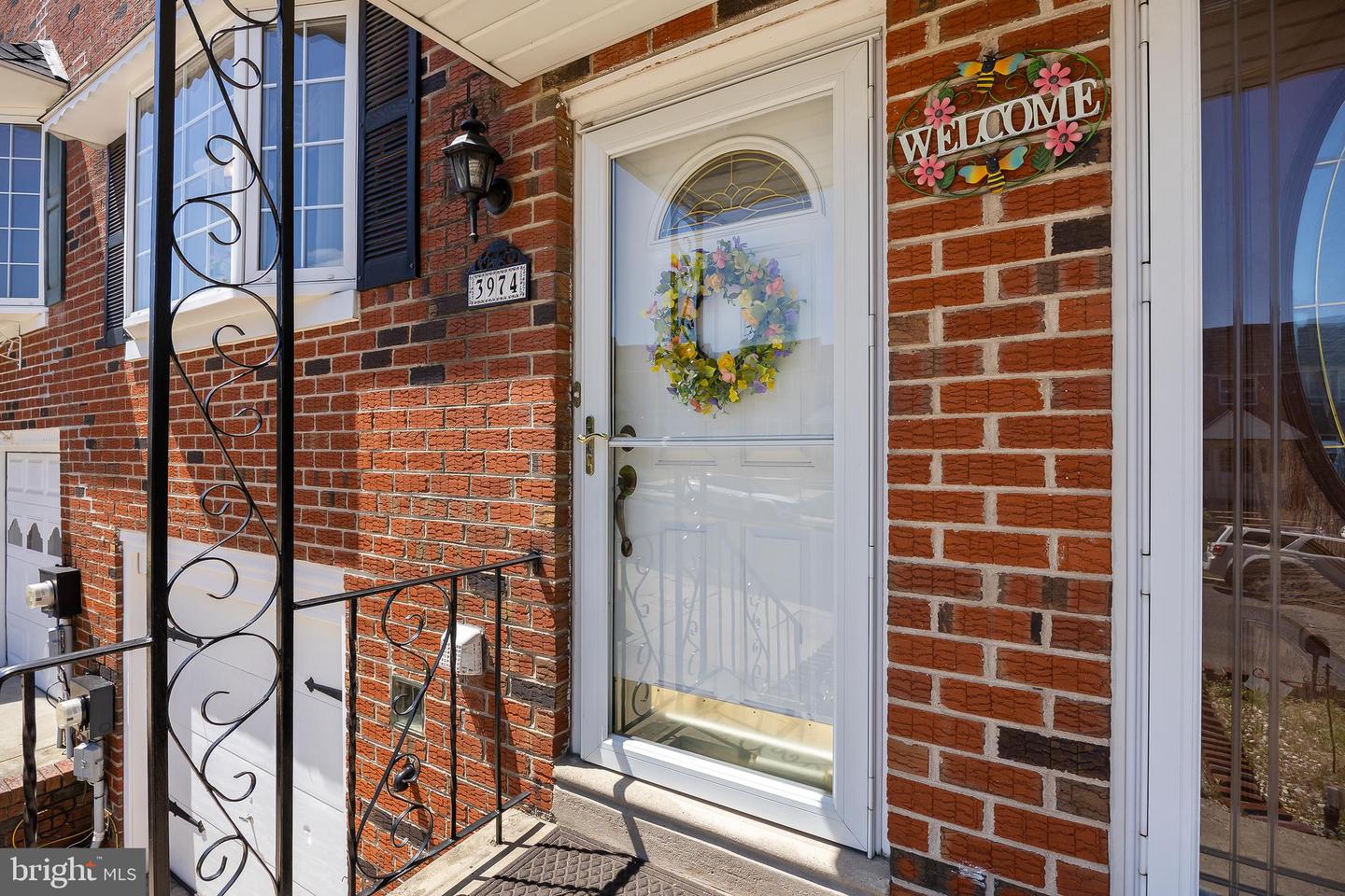 3974 Rowena Dr, Philadelphia, PA 19114 - MLS PAPH2483838 - Coldwell Banker