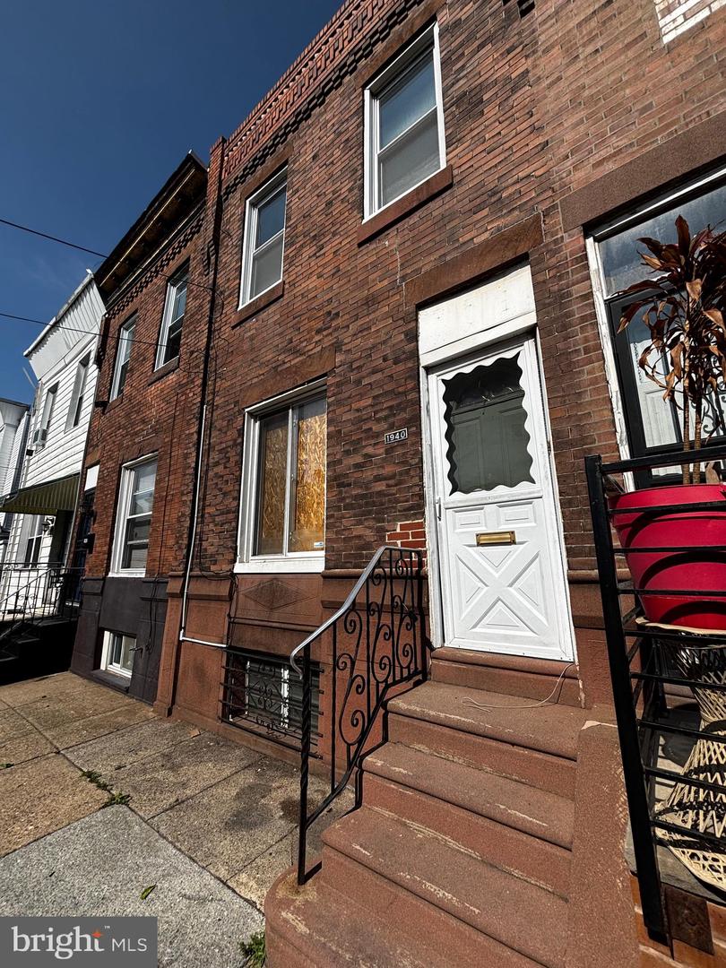 1940 S Lambert St, Philadelphia, PA 19145 - MLS PAPH2515420 - Coldwell ...