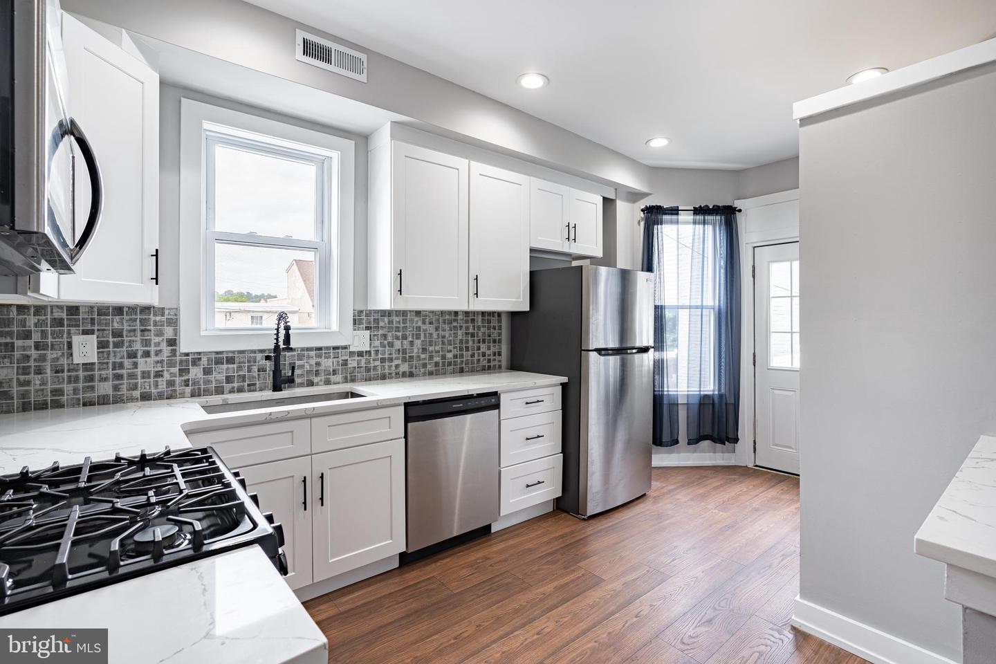 168 Green Ln #UNIT 2, Philadelphia, PA 19127 - MLS PAPH2528590 ...