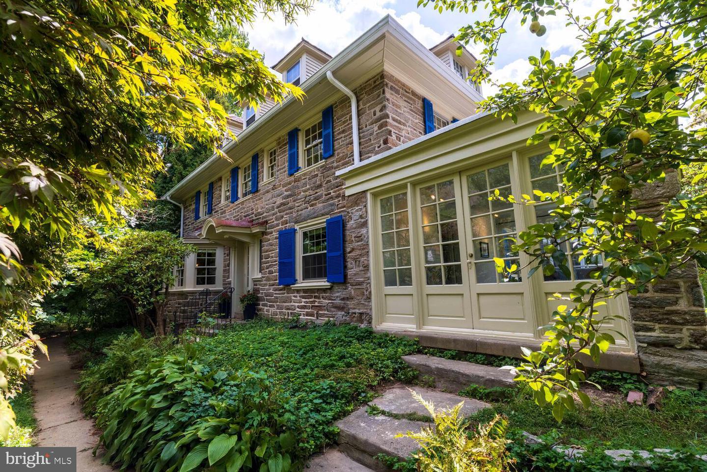 120 W Springfield Ave, Philadelphia, PA 19118 - MLS PAPH2533264 ...