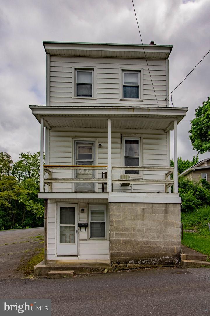 205 Linden St, Minersville, PA 17954 - MLS PASK2015612 - Coldwell Banker