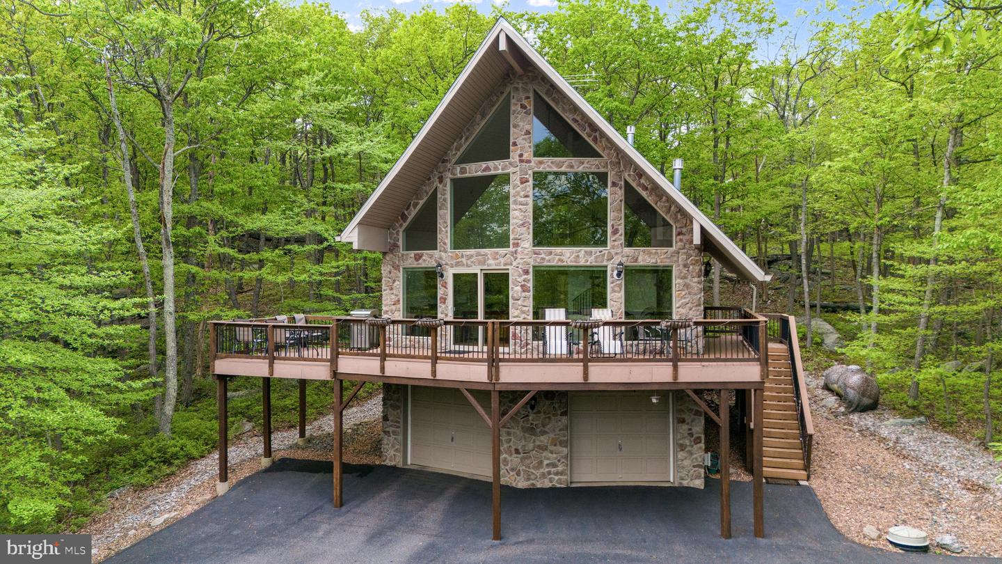 10 S Spur Ln, Hazleton, PA 18202 - MLS PASK2020080 - Coldwell Banker