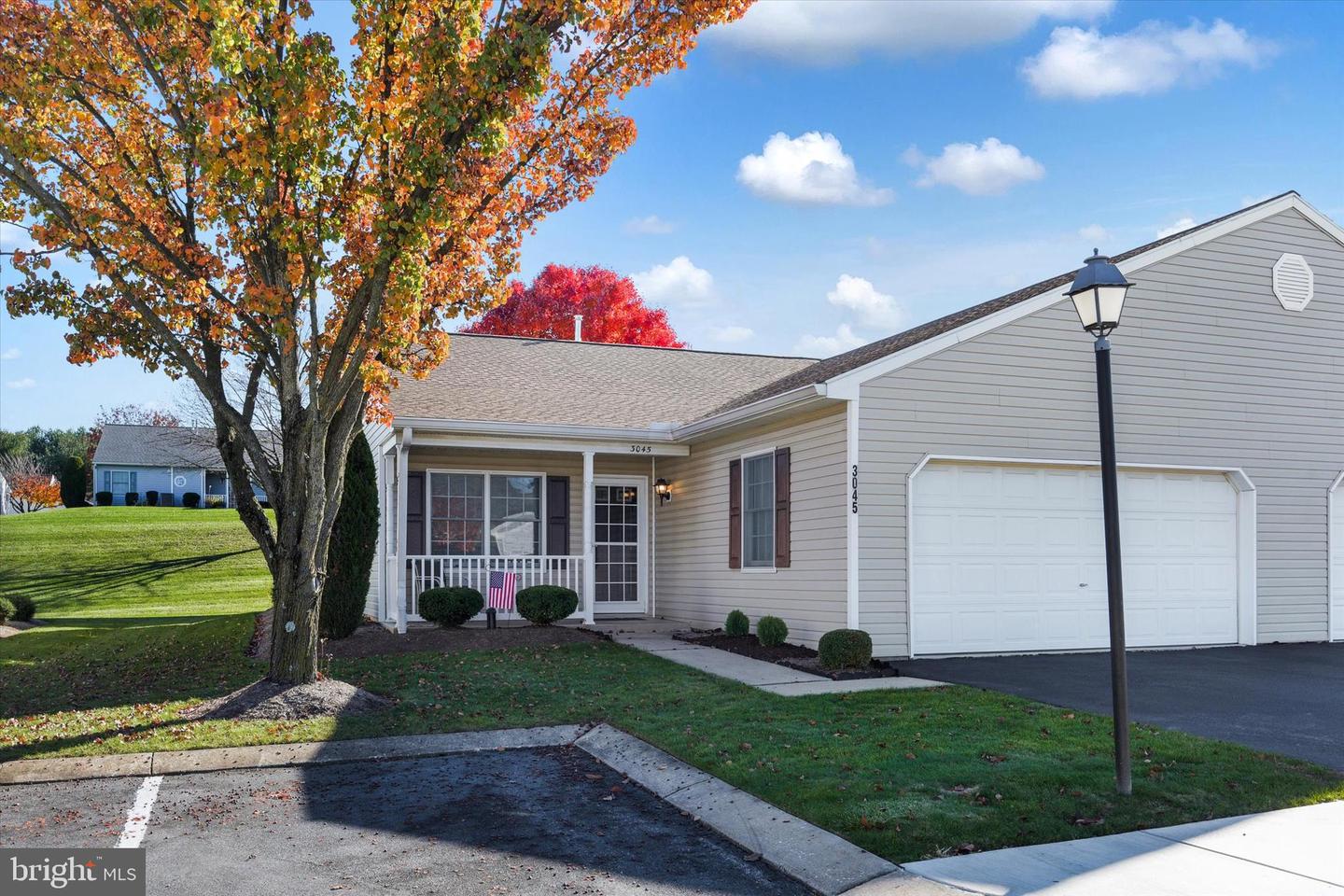 3045 Lakefield Rd #3045, York, PA 17402 - MLS PAYK2051840 - Coldwell Banker