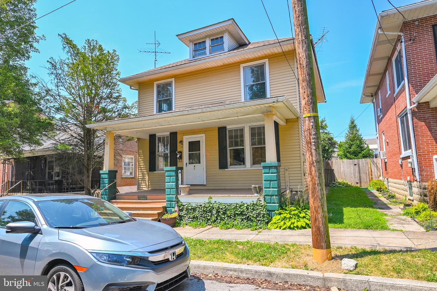 160 N Water St, Spring Grove, PA 17362 - MLS PAYK2065422 - Coldwell Banker