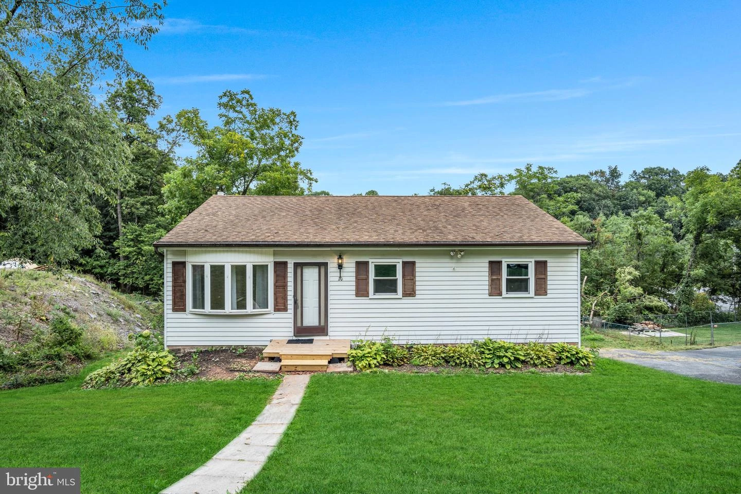 20 Black Walnut Dr, Etters, PA 17319 - MLS PAYK2067774 - Coldwell Banker