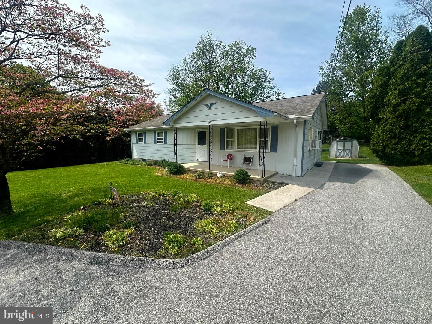 1222 Hoff Rd, Hanover, PA 17331 - MLS PAYK2080678 - Coldwell Banker
