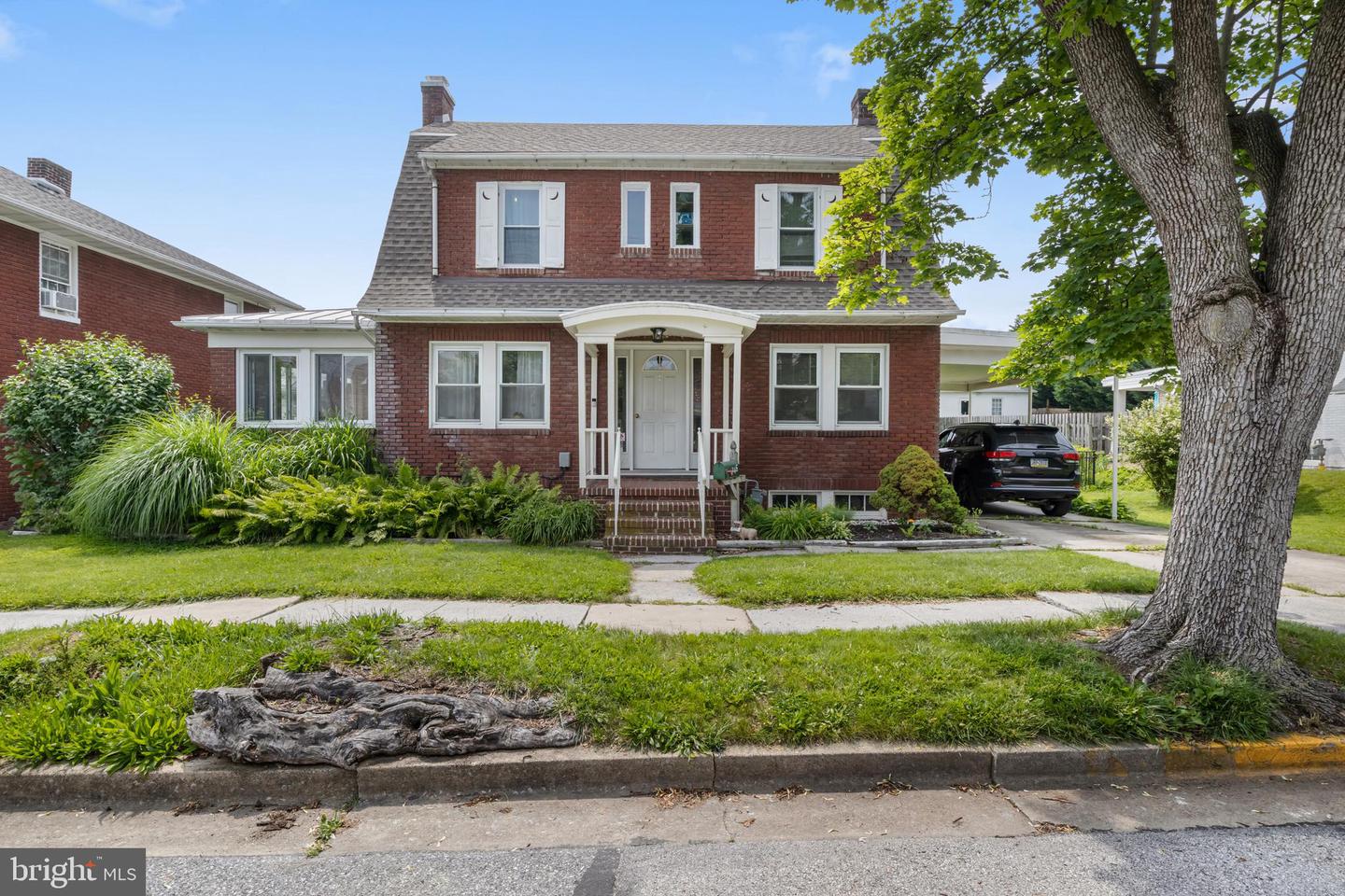 146 N Walnut St, Spring Grove, PA 17362 - MLS PAYK2083118 - Coldwell Banker