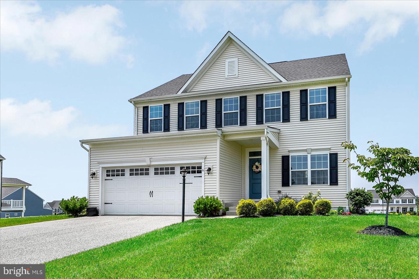 6 Donald Dr, Shrewsbury, PA 17361 - MLS PAYK2084100 - Coldwell Banker