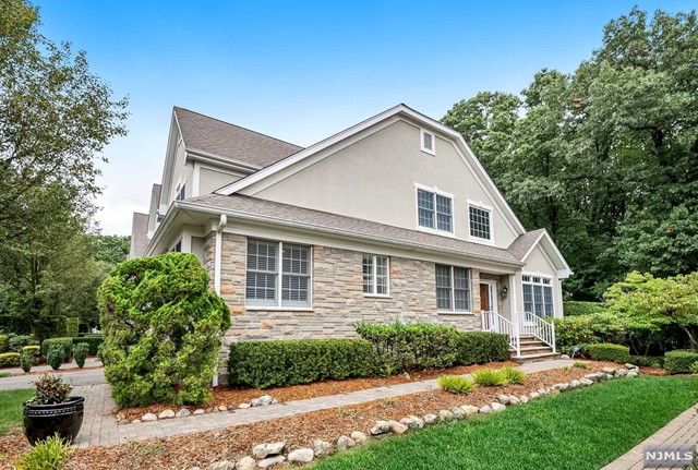 106 Gelnaw Ln, Montvale, NJ 07645 - MLS 22033405 - Coldwell Banker